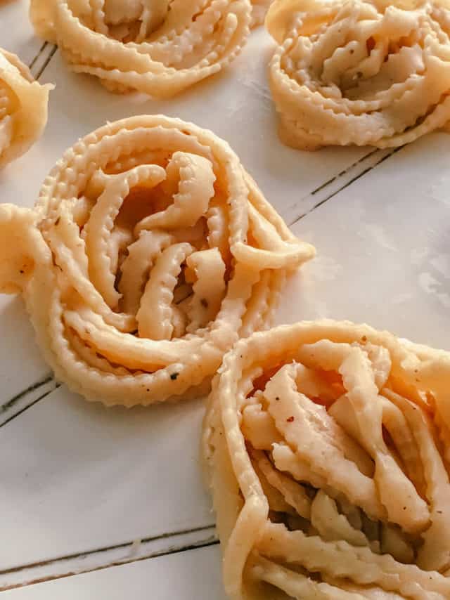 Chebakia - The Ramadan Cookie - MarocMama