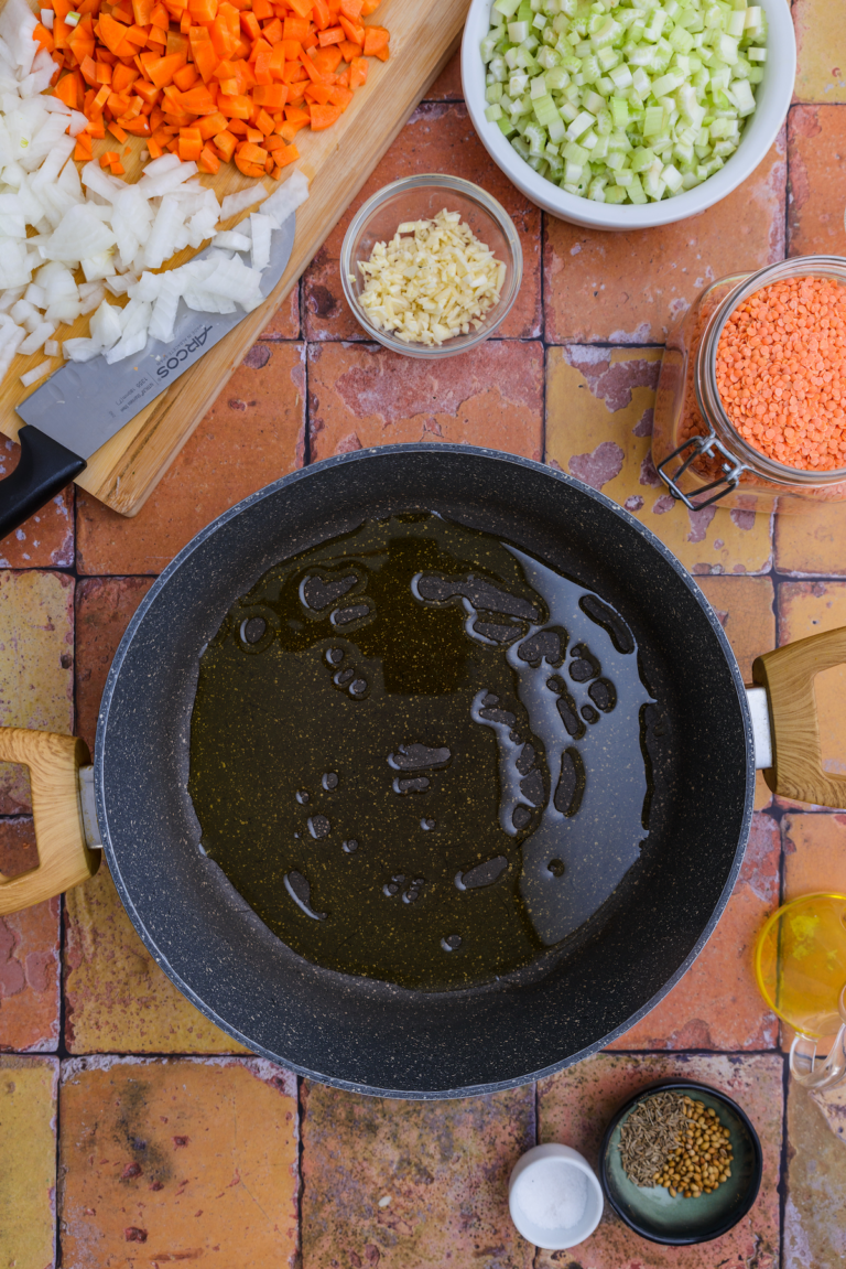 Syrian Lentil Soup: A Nutritious & Satisfying Meal - MarocMama