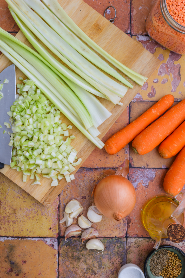 Syrian Lentil Soup: A Nutritious & Satisfying Meal - MarocMama