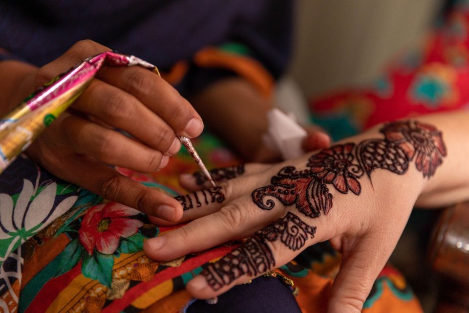 What is Henna and How is it Used in Morocco? - MarocMama